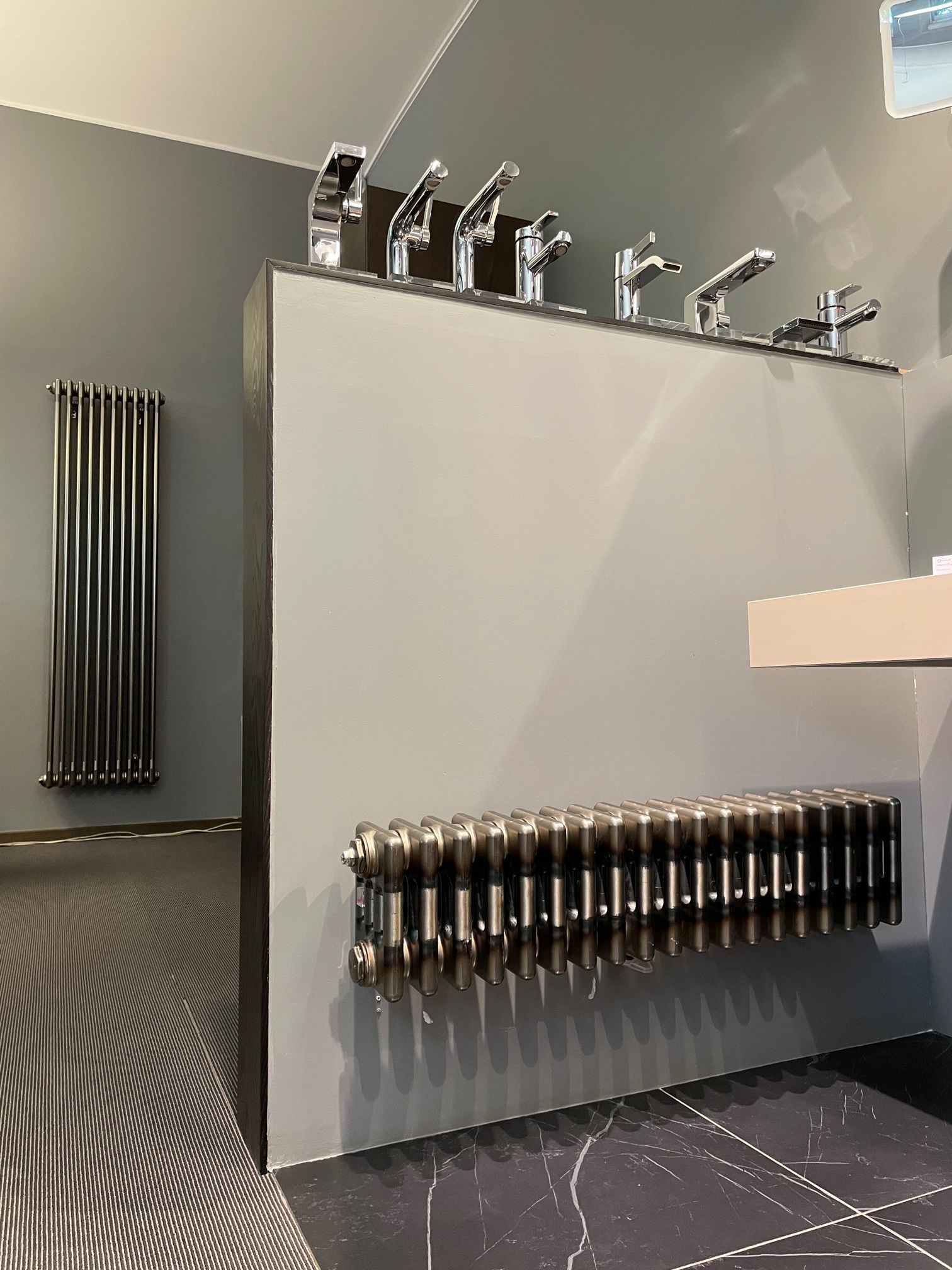 ZEHNDER CHARLESTON радиаторы в салоне Санилюкс | Sanilux